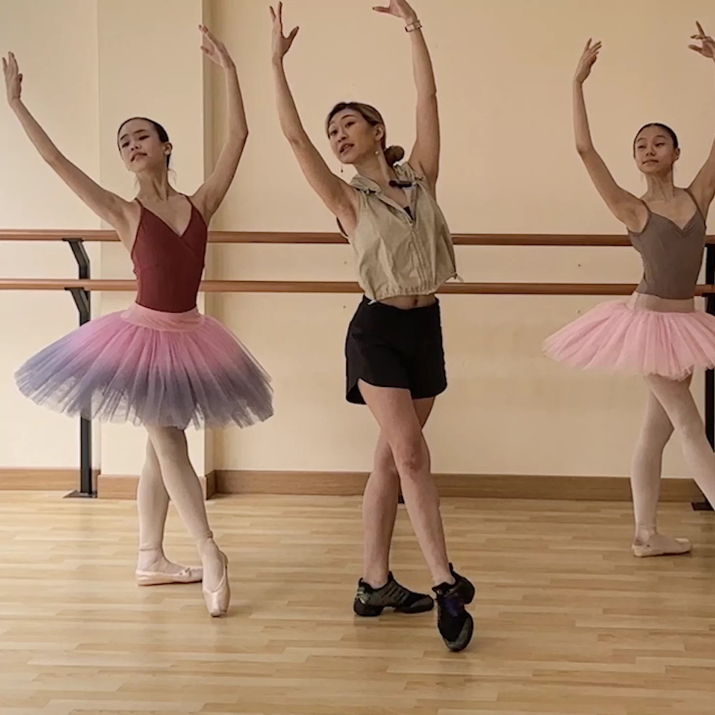 Behind the Tutu : Private Ballet Session with Yu Han – Claresta Alim ...