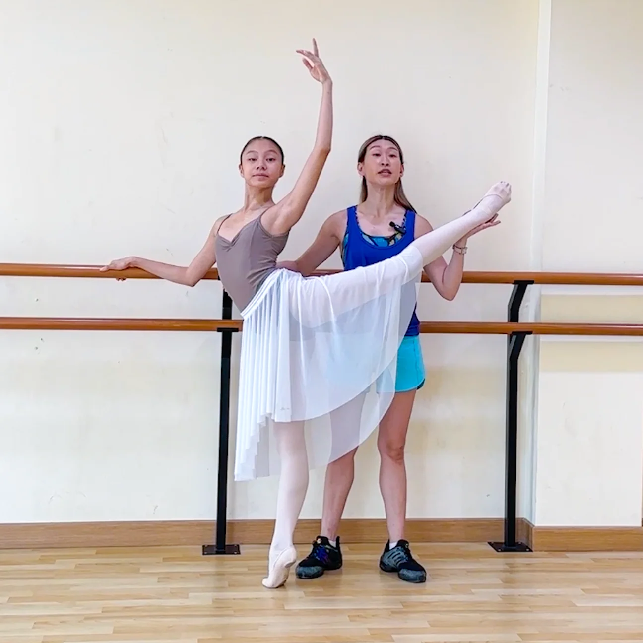 Technique for Swanilda Variation from Coppélia Part 1 – Claresta Alim ...